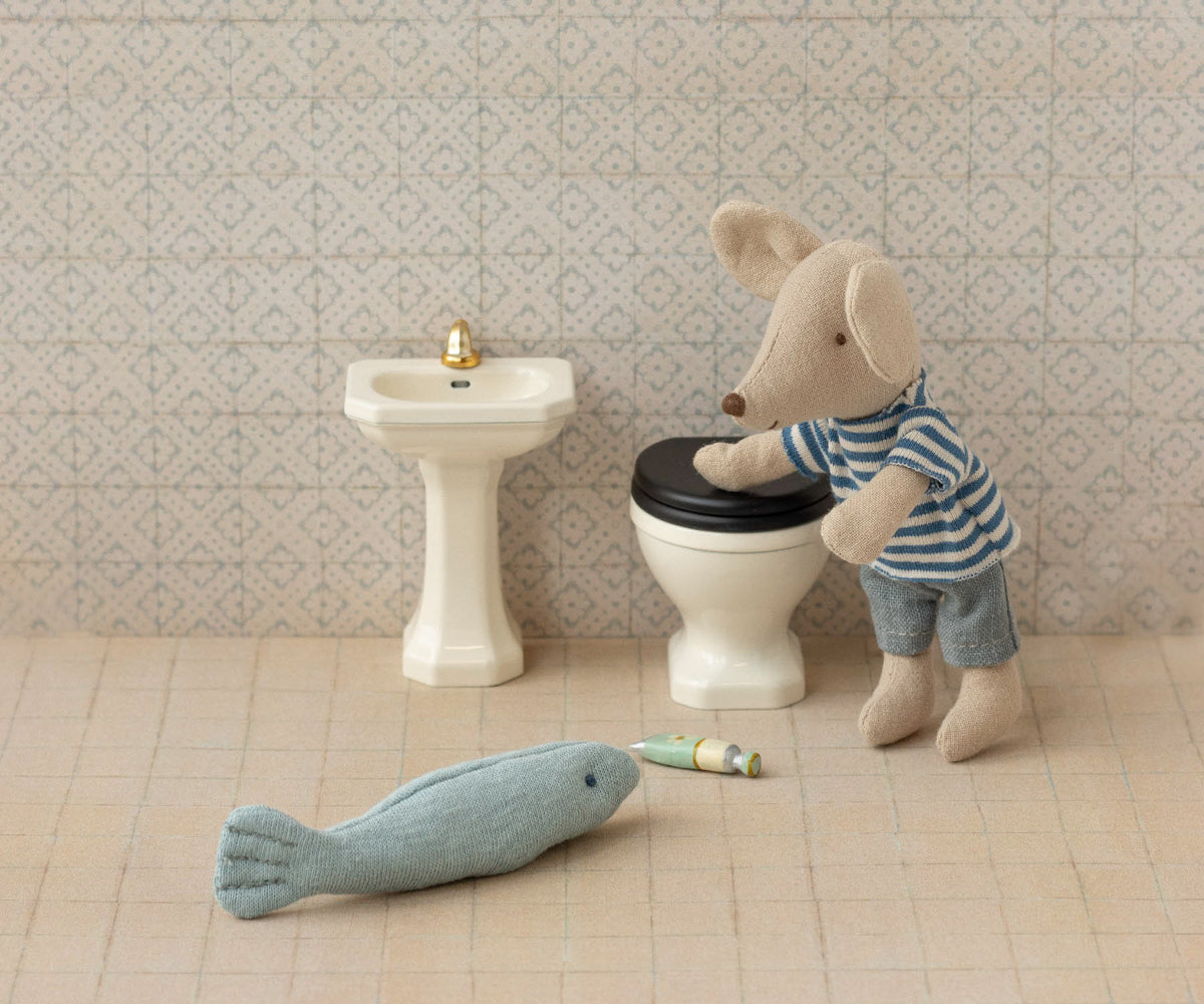 Bathroom Sink, Mouse- Off White